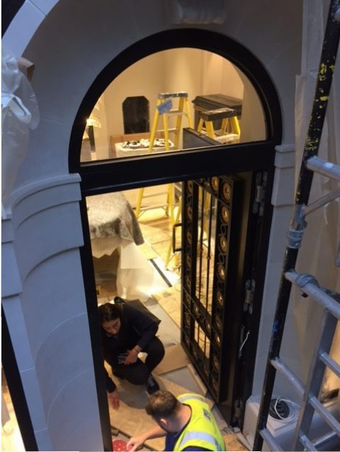 Hi Security Shopfront - Azurelope